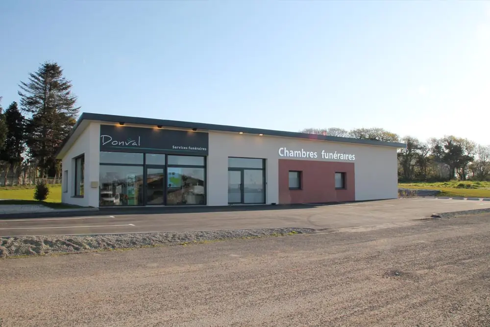 Notre funérarium à Plogastel-Saint-Germain - POMPES FUNÈBRES DONVAL